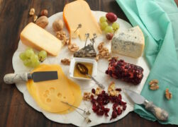 Creating a Fantastic Cheese Board for Entertaining