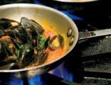 How to Cook Mussels | Mussels Recipe with Garlic and Chili